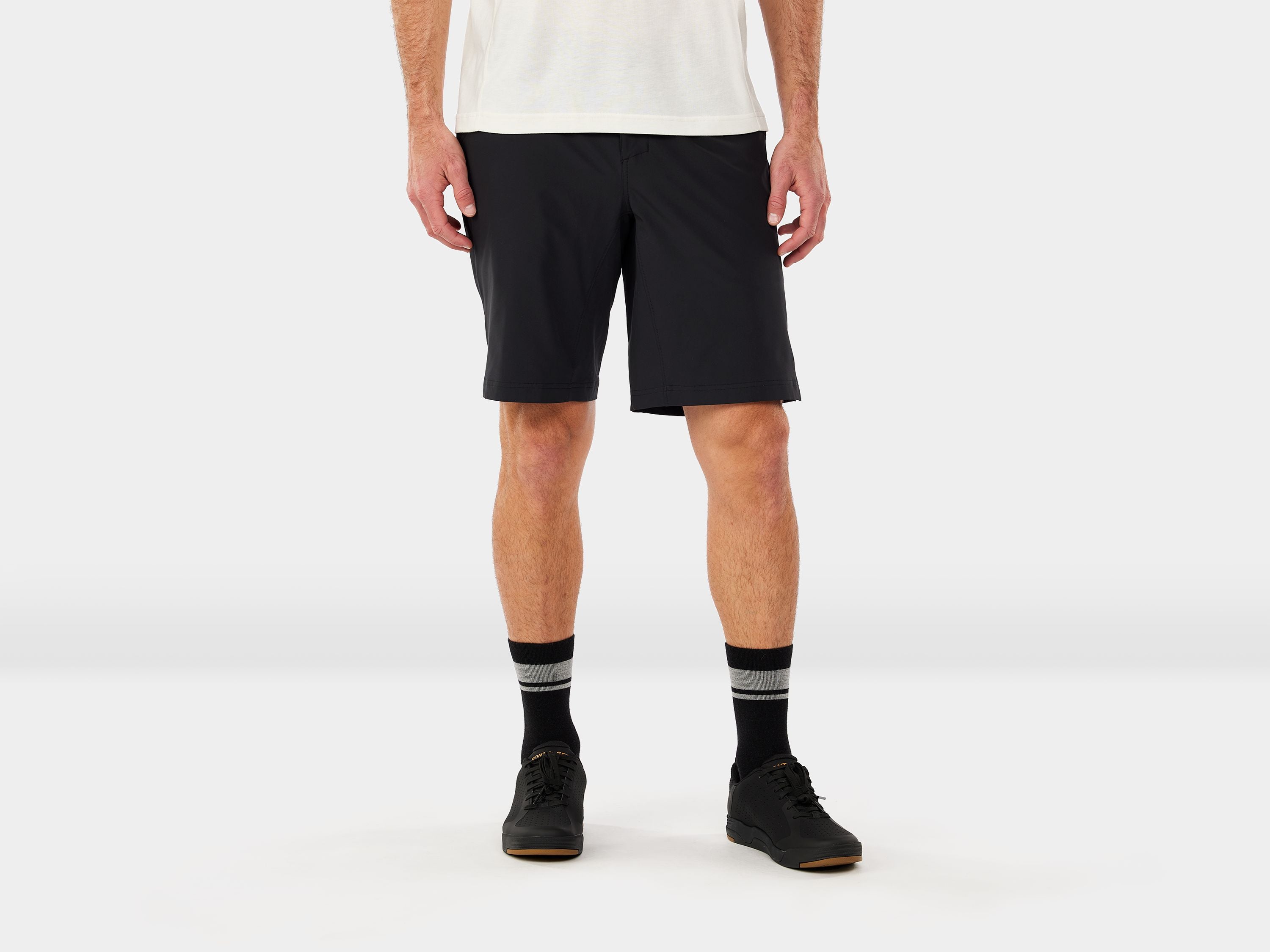 Short Trek Evoke Large Black – Green Fleet Bicycle Shop